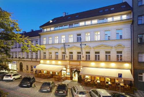 Hotel Alwyn Prague | Hotel near Karlin Musical Theater